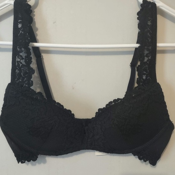 intimissimi | Intimates & Sleepwear | Nwt Intimissimi Black Lace Padded ...